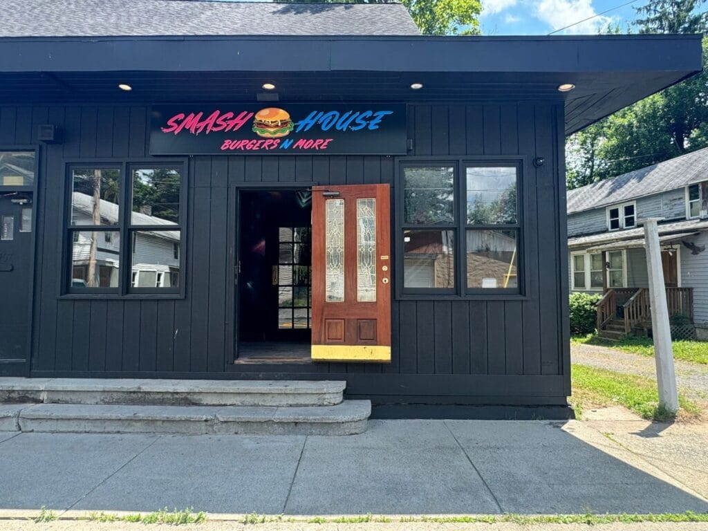 Smash House Burger in 5 Towns NY